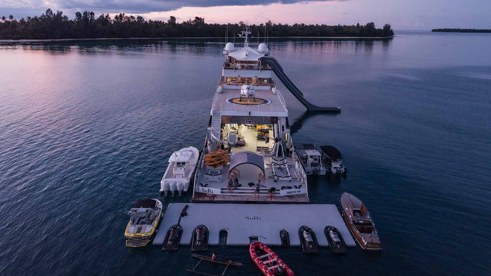 Yacht Crew - SuRi Expedition Yacht Charter
